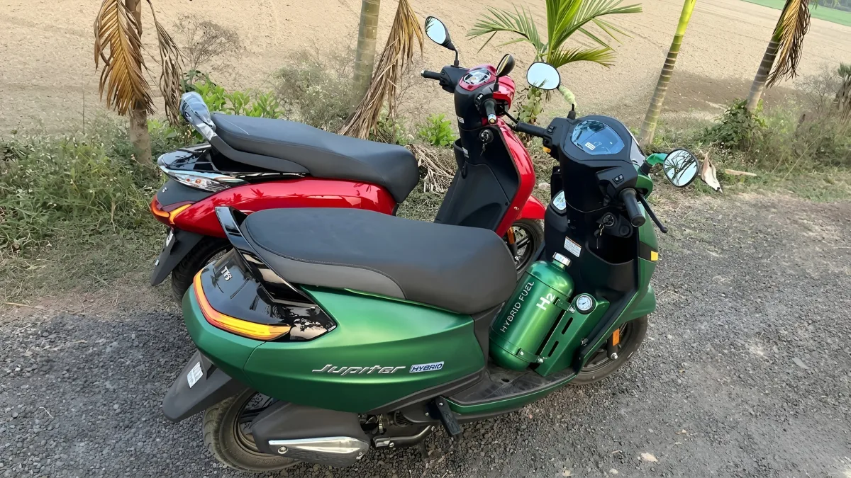 2026 TVS Jupiter Hybrid Scooter: ₹80,000 Price, 80KM Range, ₹6,500 EMI ...